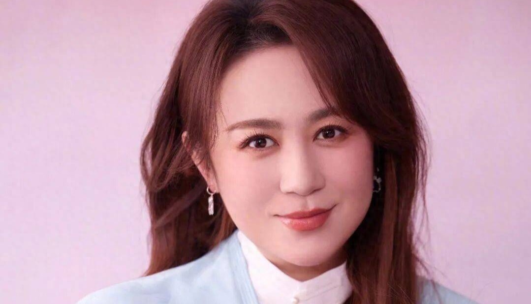 马丽人民日报撰文