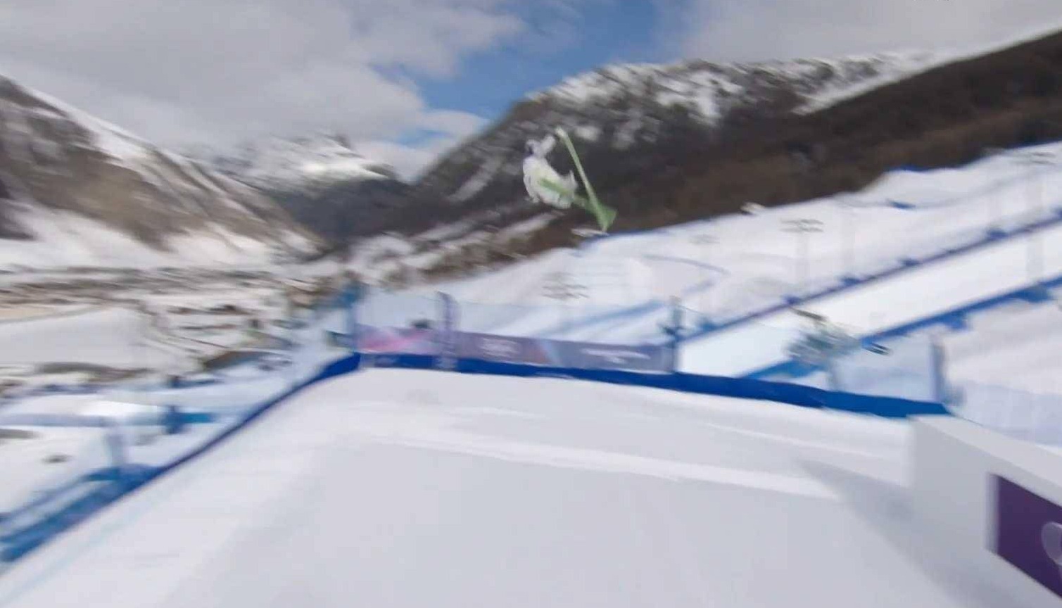 谷爱凌首轮排名第一